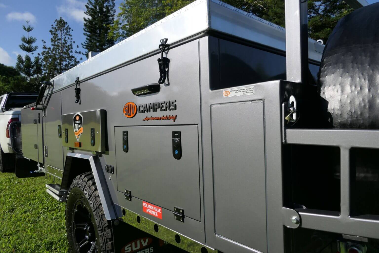 SUV Grand Slideout – Savannah Campers